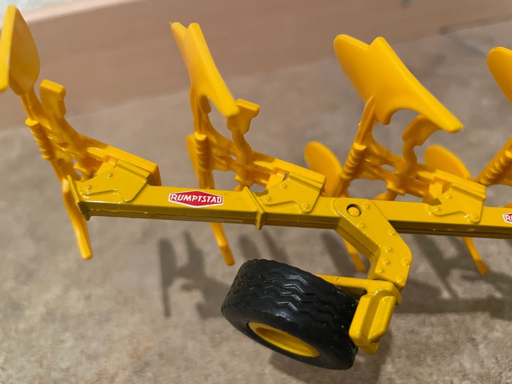 SIKU John Deere 6920 S mit Pflug (Neu und originalverpackt) in ...