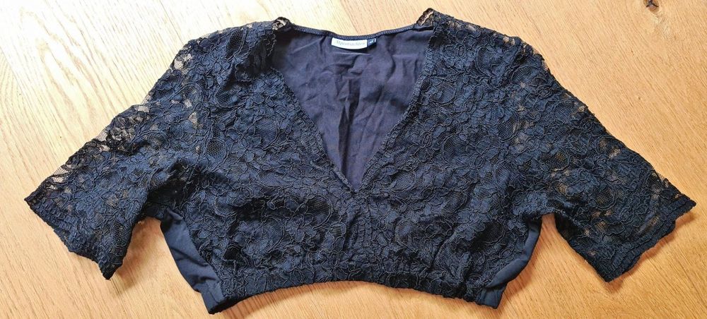 Dirndlbluse mit Spitze | Kaufen auf Ricardo