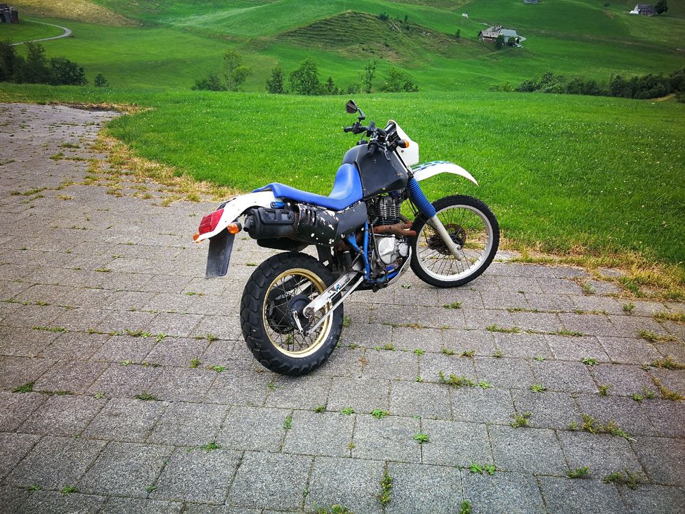 Suzuki DR 600 S ab 1 CHF (Gebraucht) in Zürich für CHF 614 – nur Abholung auf Ricardo kaufen