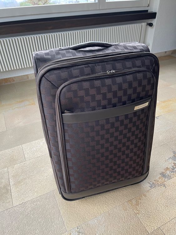 Robuster Reisekoffer mit Rollen (Gebraucht) in Küssnacht am Rigi für ...