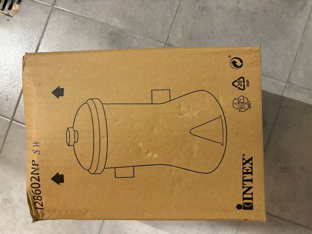 Intex Poolpumpe (Neu und originalverpackt) in für CHF 5 – mit Lieferung ...
