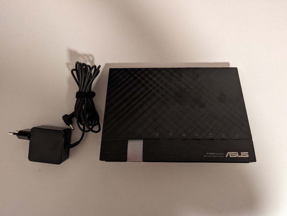 ASUS Dual-band Wireless-AC1200 Gigabit Router RT-AC56U (Gebraucht) in ...