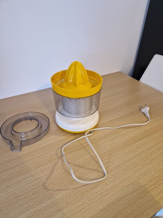 Presse agrumes électrique Moulinex (Neu (gemäss Beschreibung)) in Versoix für CHF 25 – mit ...