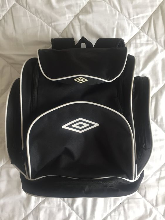 Umbro Rucksack/Tasche, Modell Italia (Gebraucht) in Gümligen für CHF 5 ...