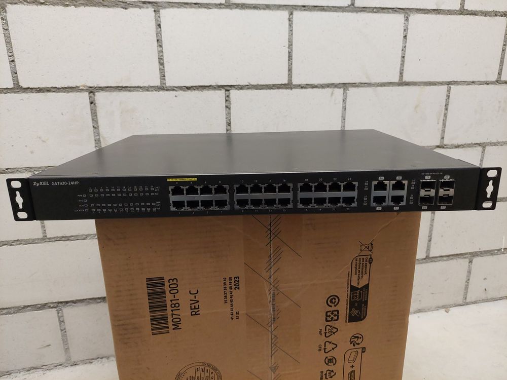 ZyXEL GS1920-24HP PoE Switch (Gebraucht) in für CHF 120 – mit Lieferung ...