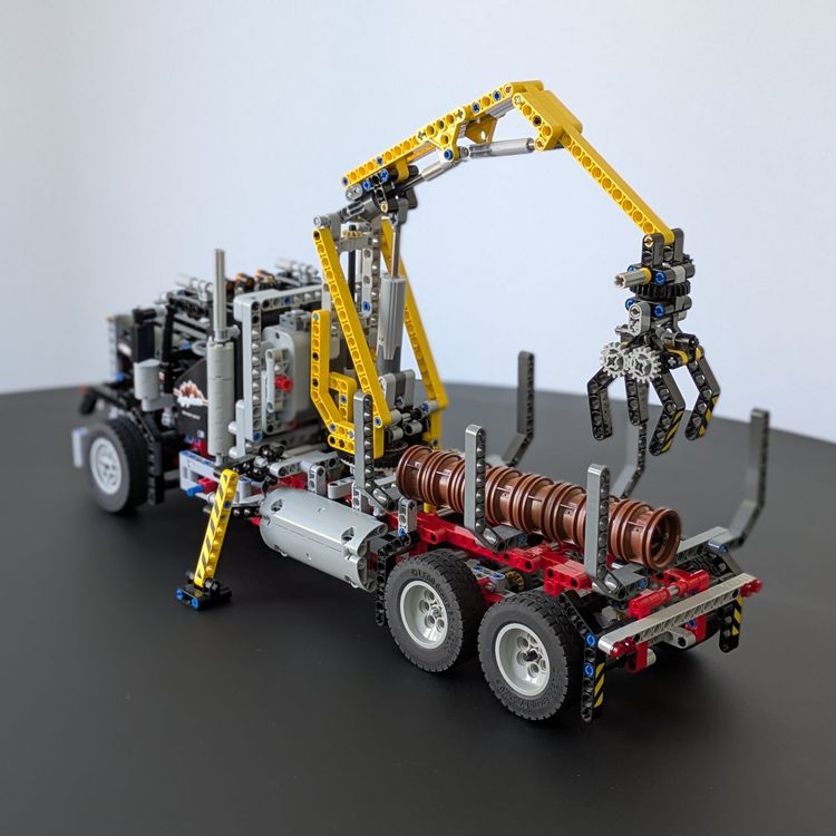 LEGO TECHNIC 9397 - Logging Truck (2012)- (D'occasion) à lausanne pour ...