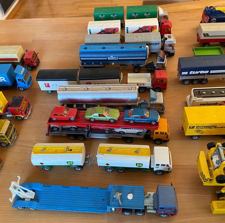 Siku Lastwagen Sammlung mit 30 Fahrzeugen (Gebraucht) in Menzingen für ...