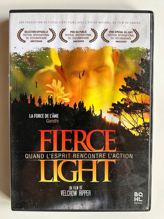 FIERCE LIGHT (Gebraucht) in Chamblon für CHF 1 – mit Lieferung auf ...