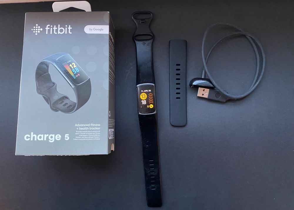 Fitbit Charge 5, Fitnesstracker | Kaufen auf Ricardo