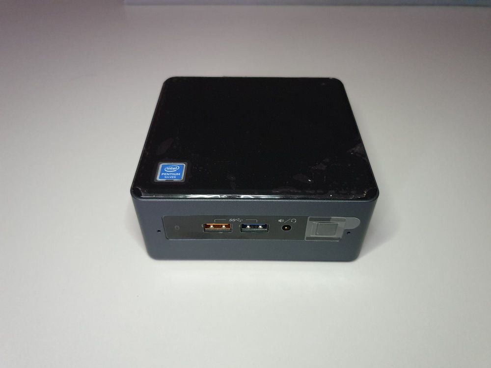 Intel NUC (Gebraucht) in Lucens für CHF 100 – mit Lieferung auf Ricardo kaufen