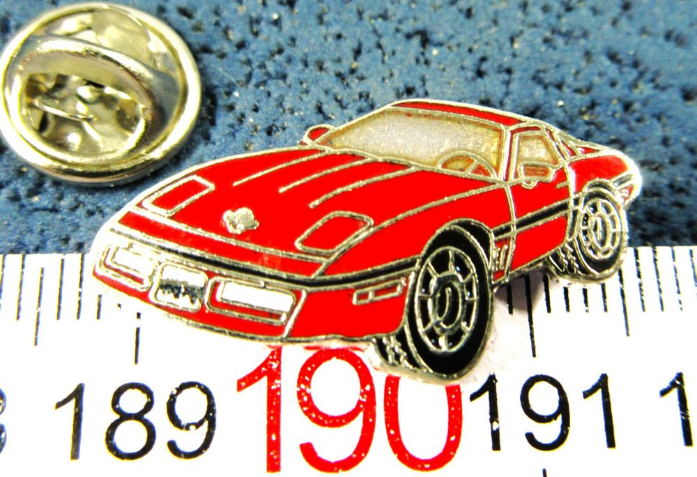 AUTO PIN CHEVROLET CORVETTE ROT ENAMEL TOP-QUALITÄT (Gebraucht) in ...