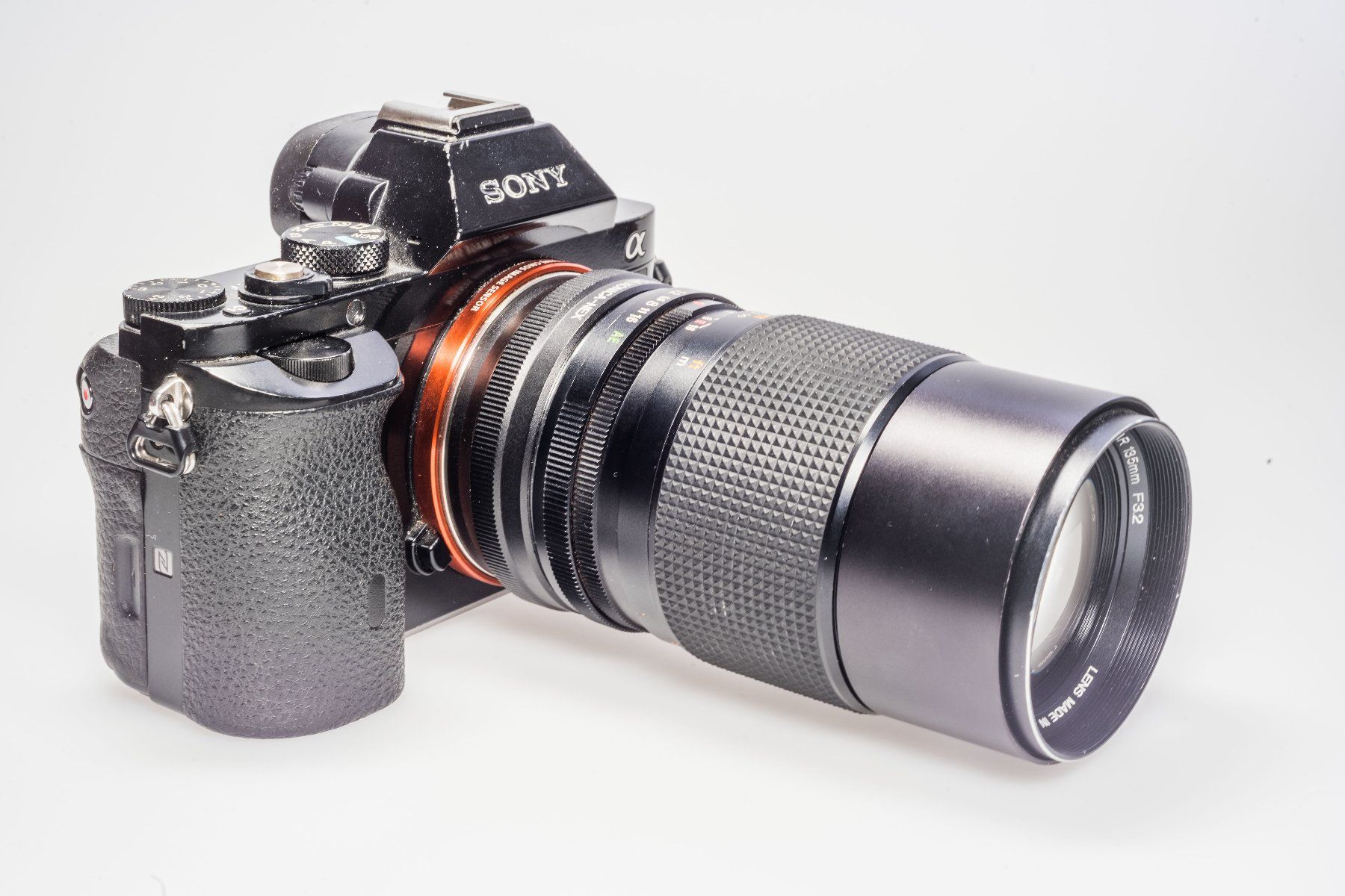 Konica Hexanon 135 mm F 3.2 für Sony NEX (Gebraucht) in Hettlingen für ...