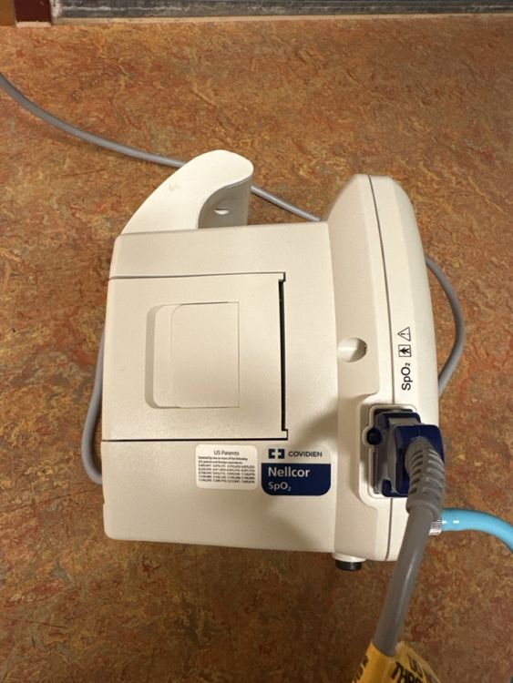 Mediana YM6000 Vital Signs Monitor with Accessories! (Gebraucht) in ...