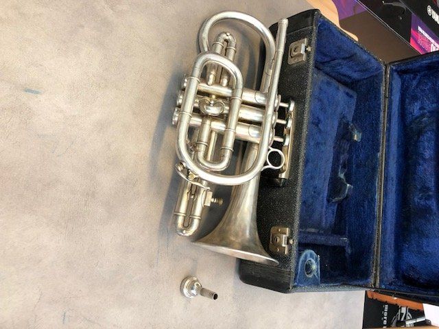 Cornet Besson New Standard (Defekt) in Fully für CHF 40 – mit Lieferung ...