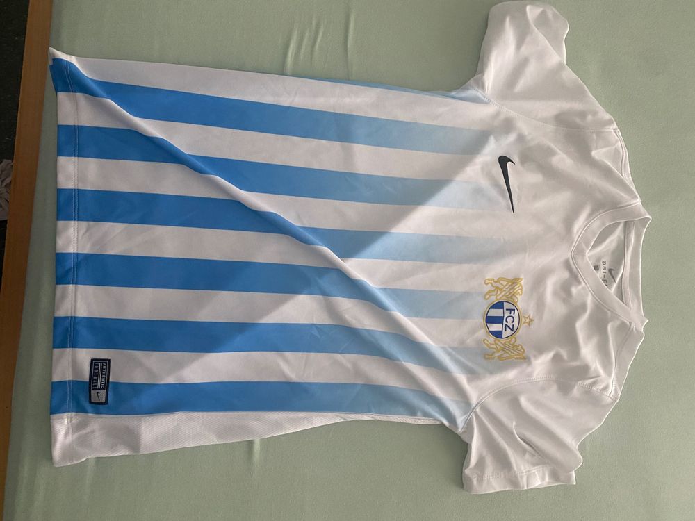 Fcz Trikot (Gebraucht) in Muhen für CHF 86 – mit Lieferung auf Ricardo ...