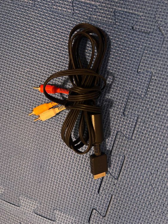 Original Sony Composite Kabel Playstation 1, 2, 3 (Gebraucht) in Gossau ...