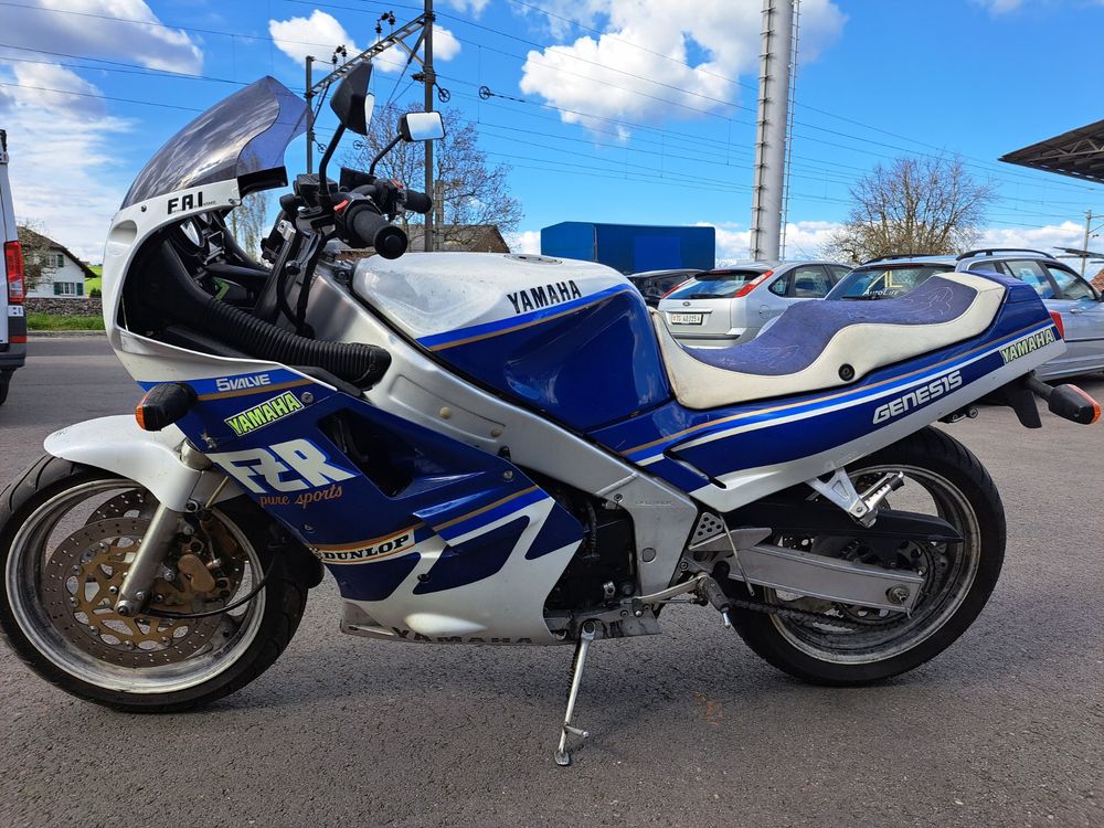 Yamaha FZR1000 (Gebraucht) in Riedt b. Erlen für CHF 700 – nur Abholung ...