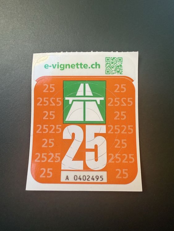 Autobahn Vignette 2025 Schweiz (Neu und originalverpackt) in Zürich für CHF 37 – mit Lieferung ...