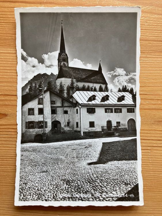 Schuls - Dorfplatz mit Kirche - AK 1941 (Gebraucht) in Oberuzwil für CHF 1 – mit Lieferung auf ...
