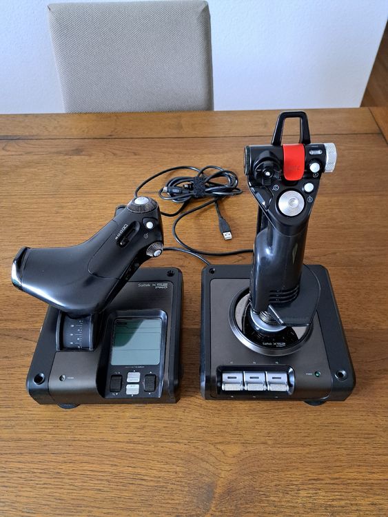 Saitek X52 Pro Flight Control System (Gebraucht) in Obfelden für CHF 51 ...
