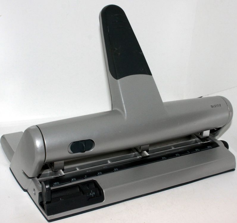 LEITZ variabler mehrfach LOCHER 5114 / sauber (Gebraucht) in Allschwil ...
