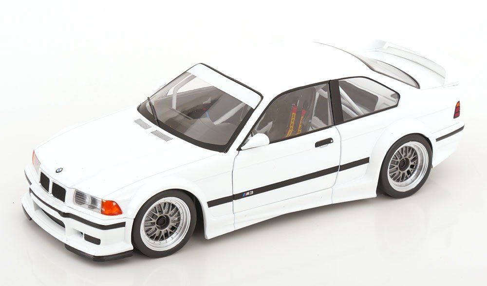 BMW M3 E36 GTR Plain Body 1993 weiß 1/18 NEUHEIT (Neu und ...