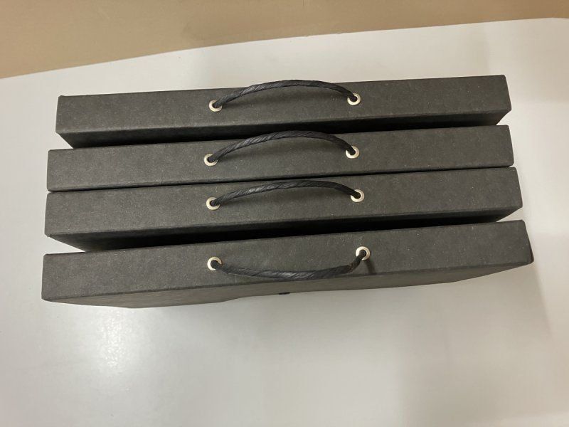 4 St. Dokument Taschen A4 /schwarz aus Pappe ab 1.- (Neu (gemäss ...