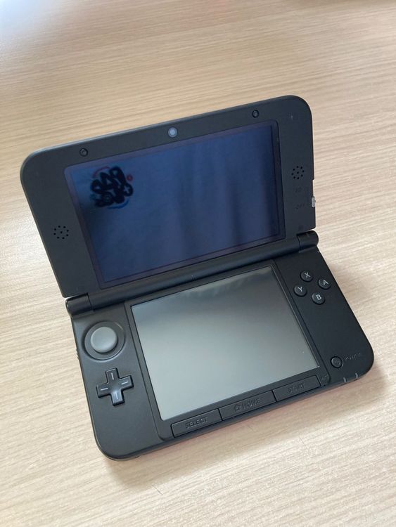 Nintendo 3DS XL mit Zubehör in Rot | Kaufen auf Ricardo