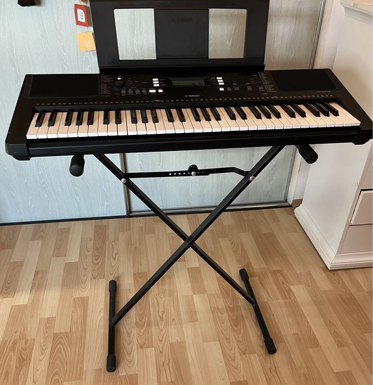Yamaha PSR 373 mit Ständer (Gebraucht) in Wiedlisbach für CHF 250 – nur ...