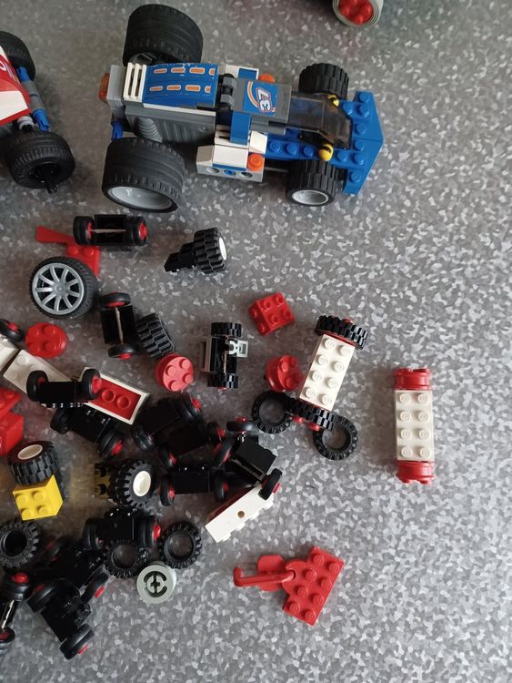 Gross Lot Lego Räder/Antriebe/Ersatzteile am Block.Gem.Bild (Gebraucht) in Hagendorn für CHF 1 ...