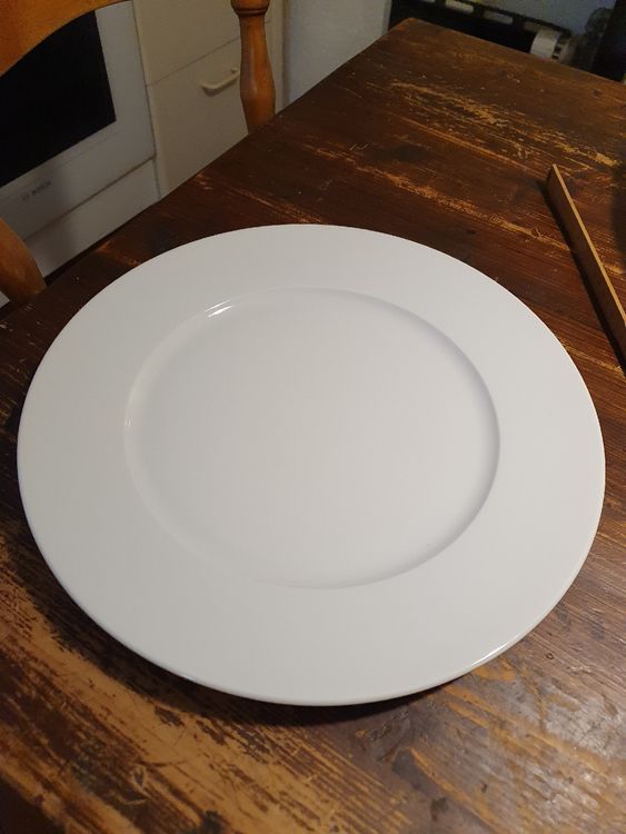 Fürstenberg grosser Teller weiss (Gebraucht) in Weite für CHF 10 – mit ...
