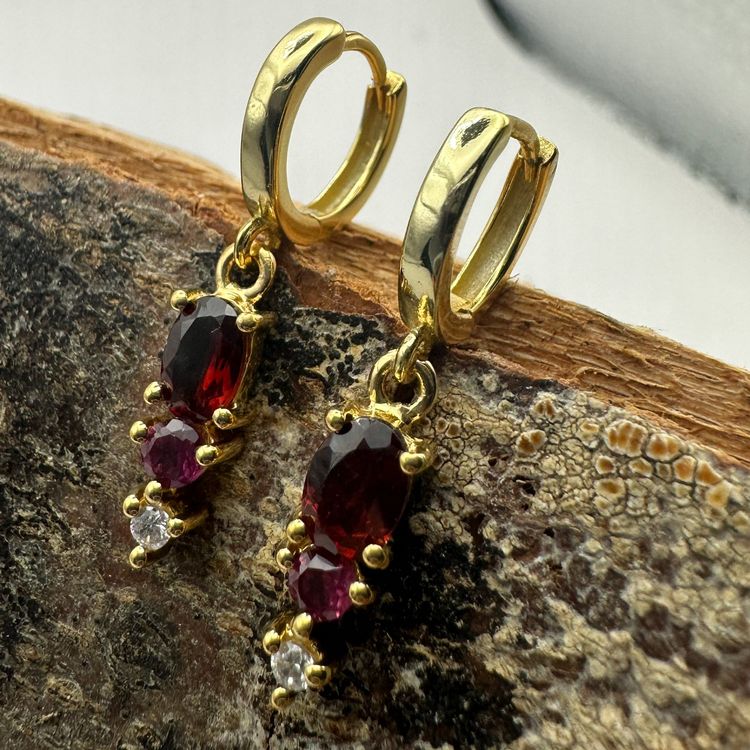 Creolen Sterling Silber 925 gelbvergoldet mit Granaten (Neu (gemäss Beschreibung)) in Basel für ...