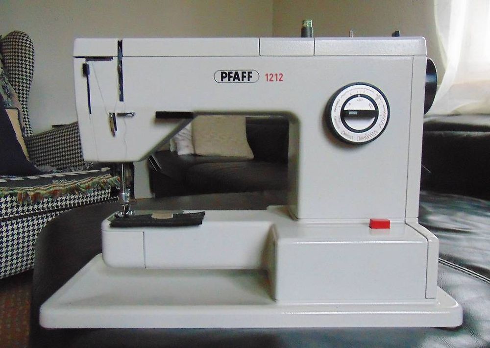Nähmaschine PFAFF 1212, mit IDT, ab Service, 6 Mo. Garantie (Gebraucht ...