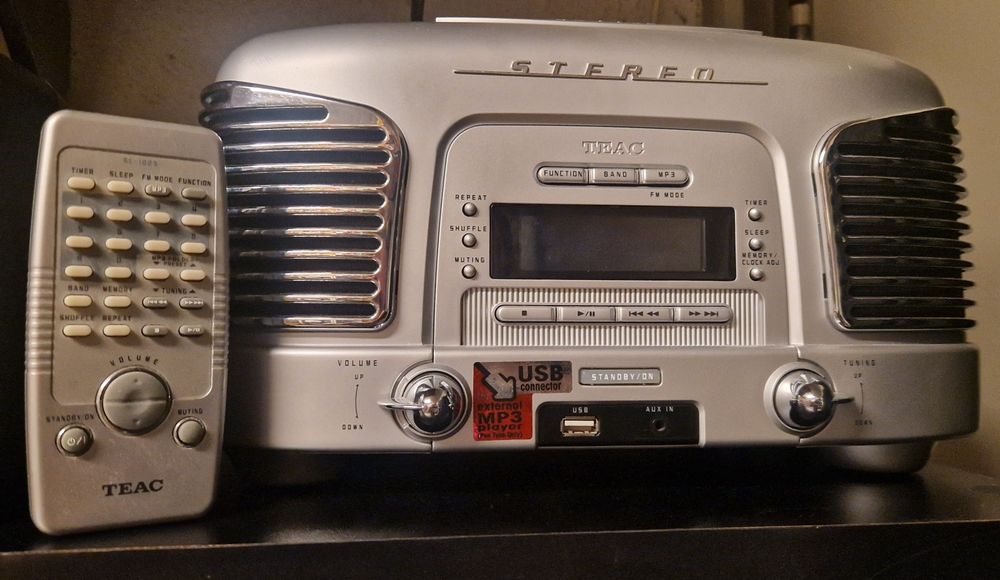 Radio vintage TEAC avec télécommande | Kaufen auf Ricardo