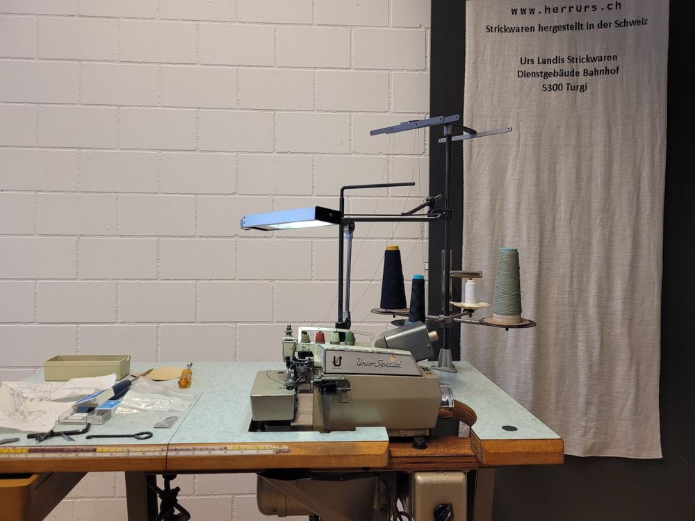 Overlock Industrienähmaschine Union Special (Gebraucht) in Turgi für ...