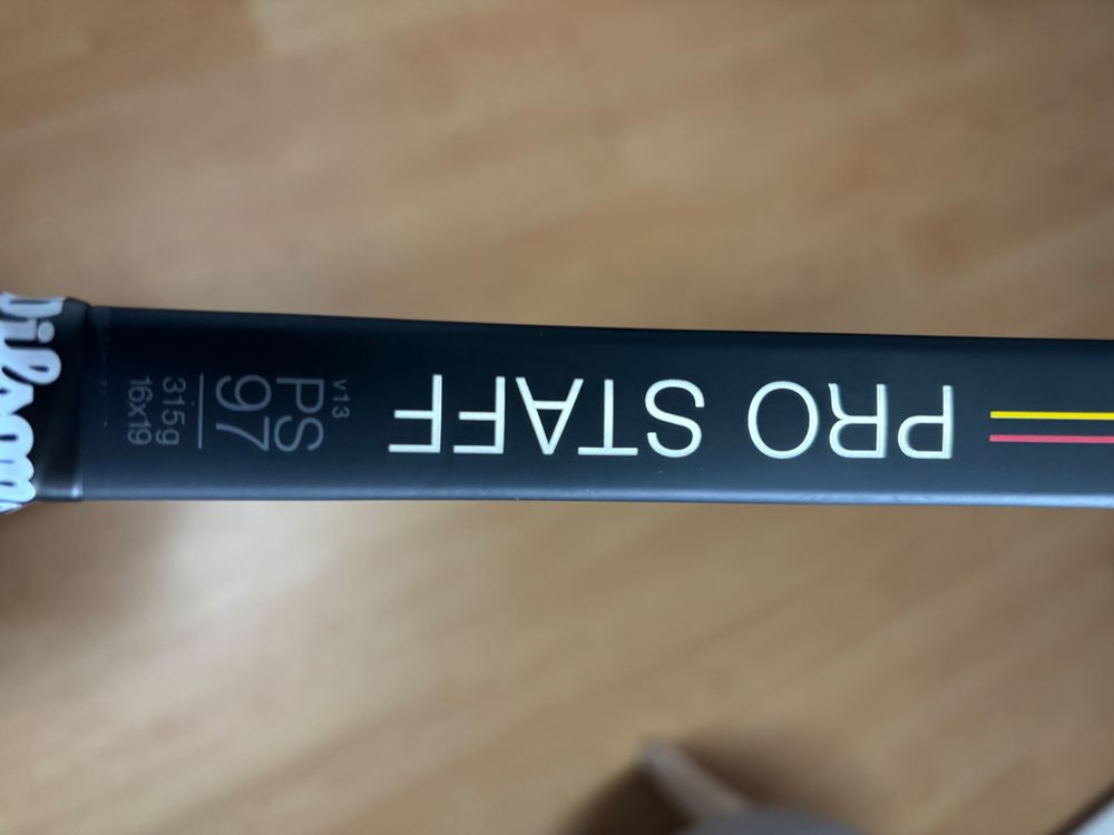 Wilson Pro Staff 315g gr.4 v.13 (Gebraucht) in Schinznach bad für CHF 90 – mit Lieferung auf ...