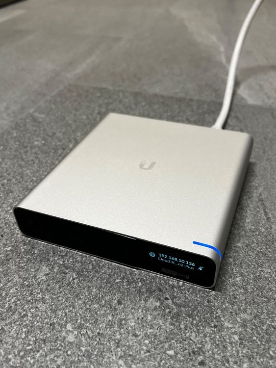 Ubiquiti UniFi Cloud Key Plus Gen 2 (Gebraucht) in Buchs SG für CHF 130 ...