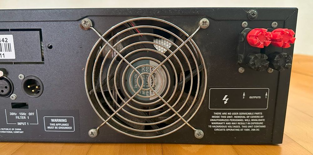 Crown XLS 202 Endstufe (Gebraucht) in Ehrendingen für CHF 50 – nur ...