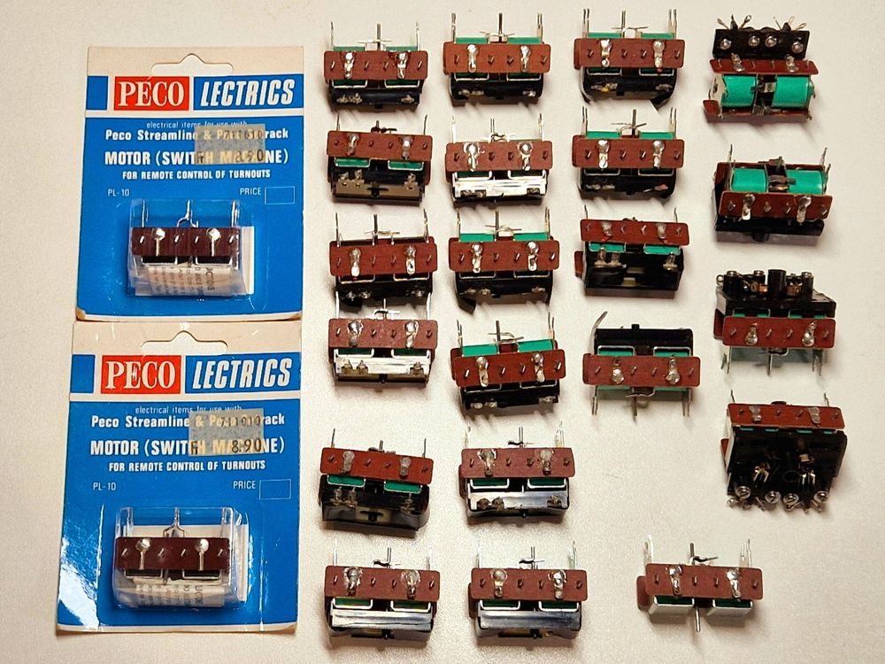 23x Peco PL-10 Weichenantrieb, inkl Umschalter (PL-13/PL-15) (Gebraucht ...