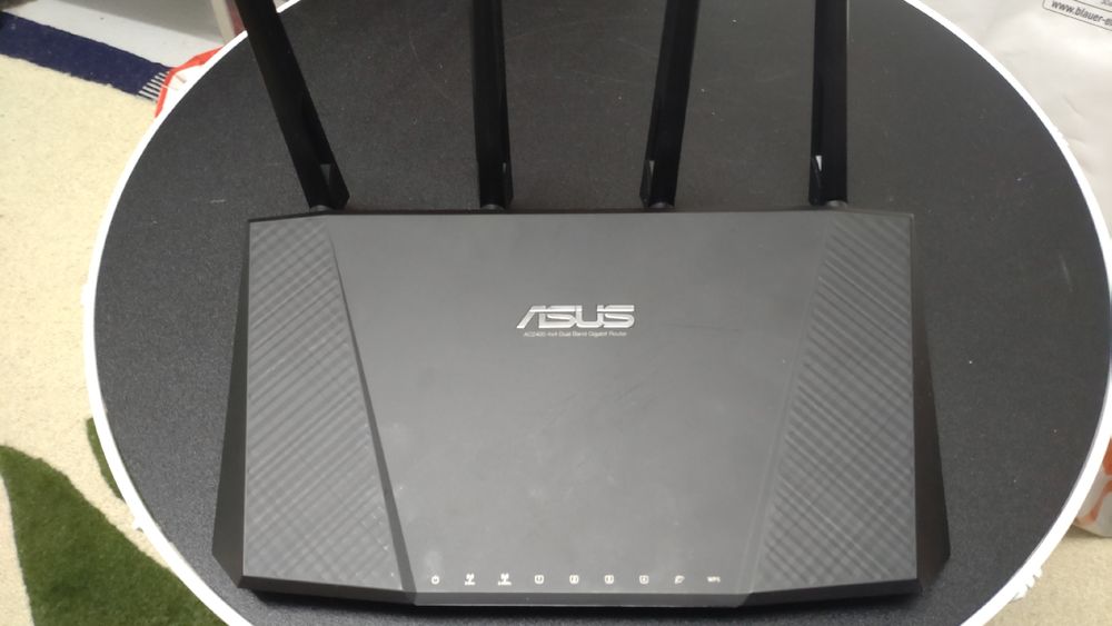 Asus Router RT87U Dual Band (Gebraucht) in Suhr für CHF 2 – mit ...