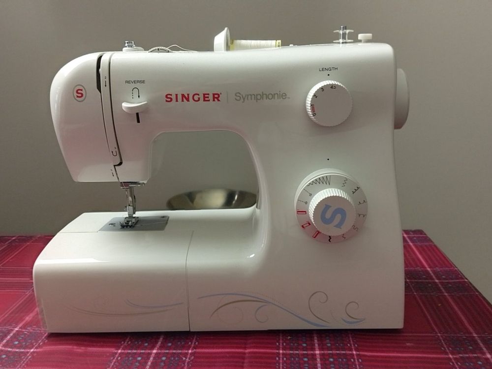 Singer Symphonie Nähmaschine (Neu (gemäss Beschreibung)) in Uster für ...