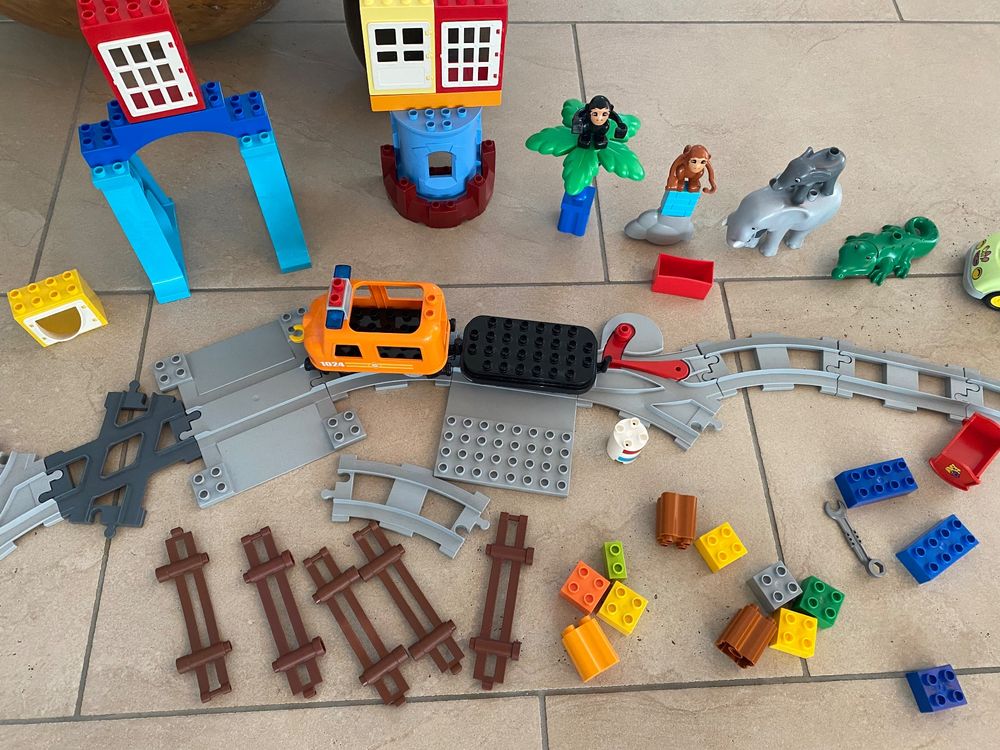 Lego Duplo Mega Set mit Batterie Lok 75 Teile , NEU !!! | Kaufen auf ...