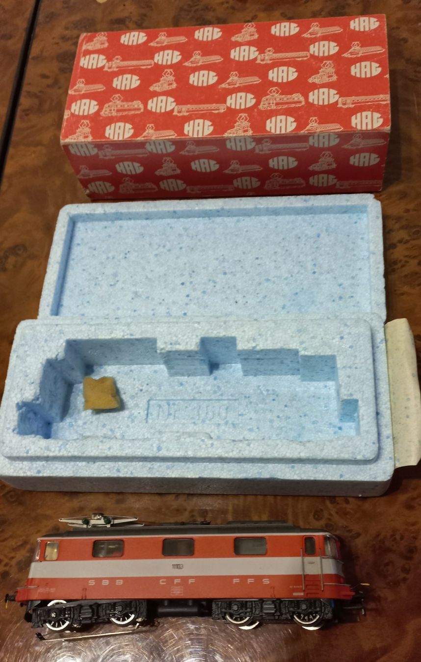 Hag Re 4/4 HO AC/WS 162, Swiss express (Gebraucht) in Bofflens für CHF ...