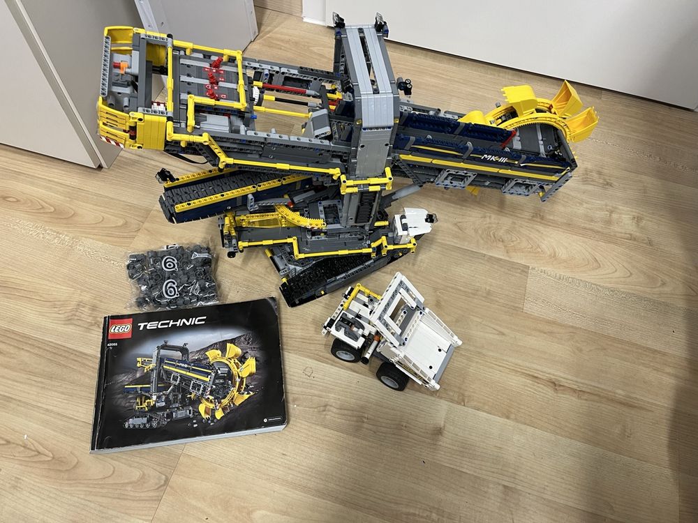 LEGO® Technic 42055 Bucket Wheel Excavator ab 1.- (Gebraucht) in ...