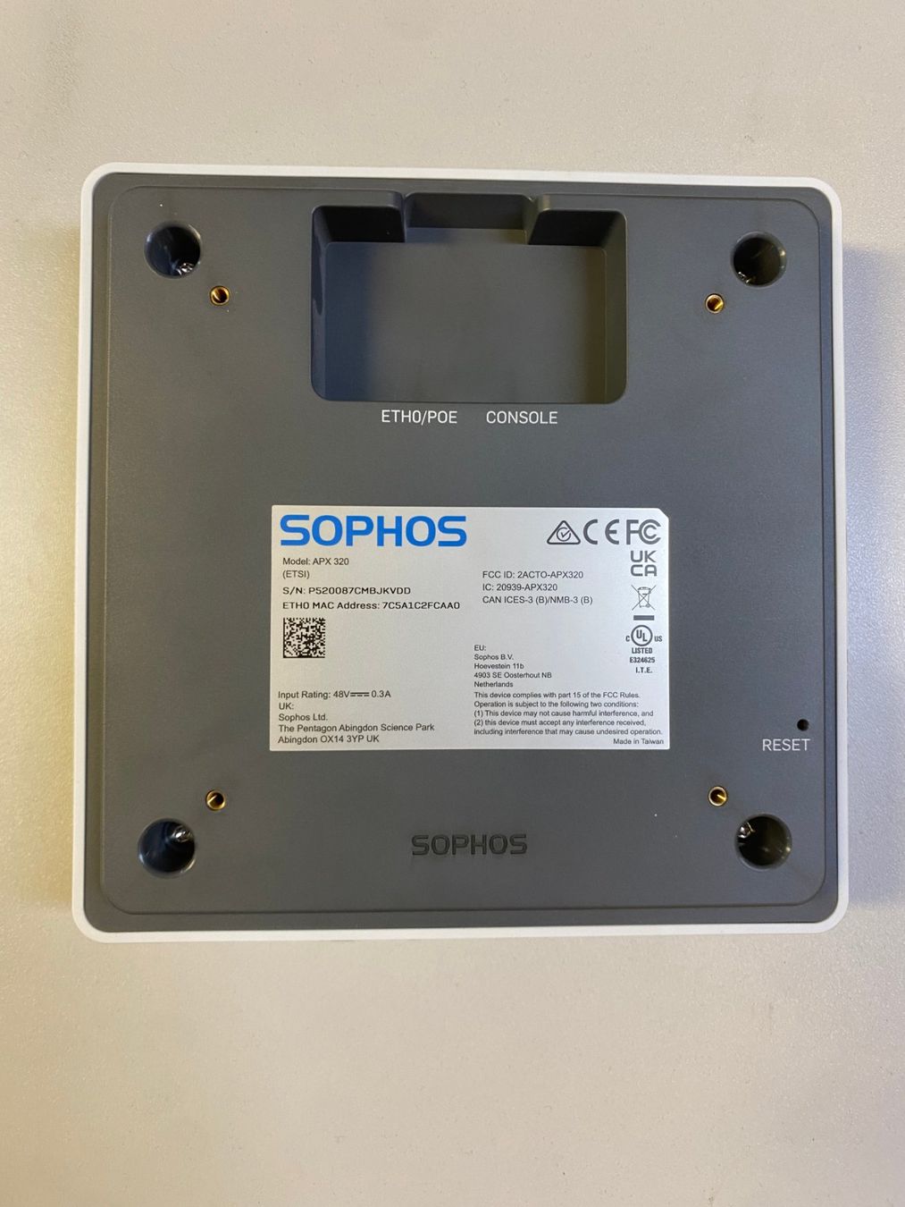 APX 320 Sophos Access Point (Gebraucht) in Zizers für CHF 10 – mit ...