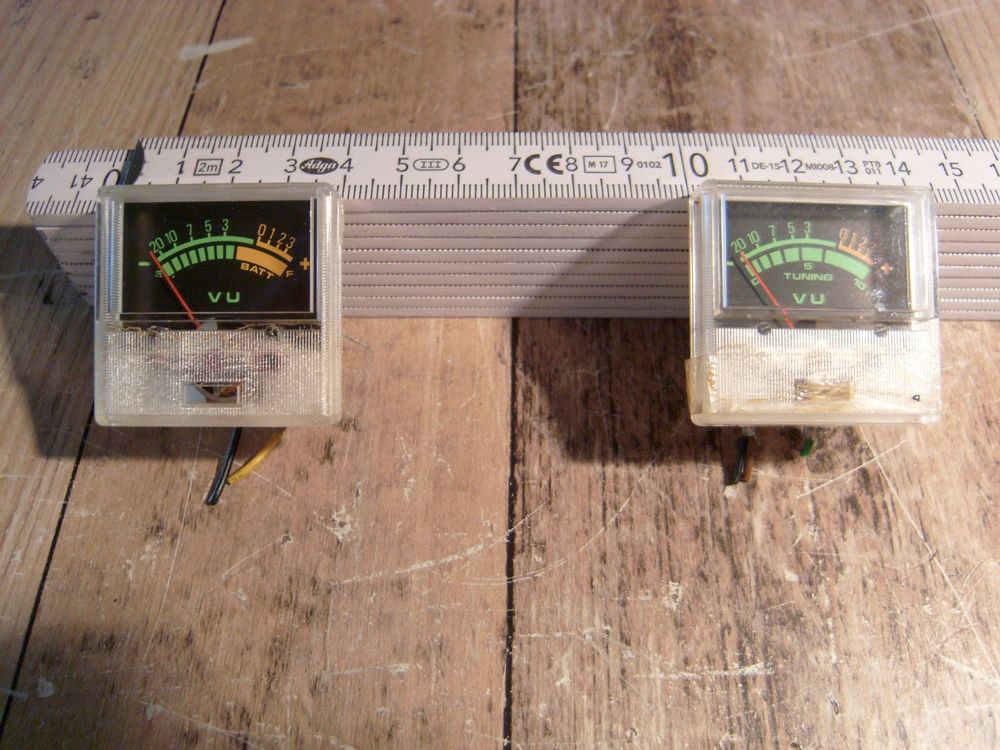 2 kleine Hifi VU Meter, beleuchtbar Zustand, getestet 1a | Kaufen auf ...