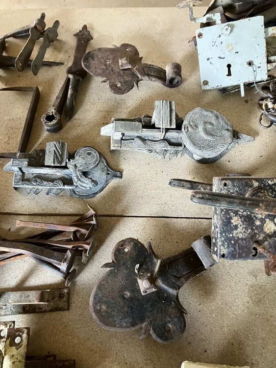 Antike Schlosser Und Beschlage