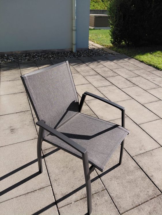 Gartentisch und 6 Stühle von Johann Jakob Pfister top! (Gebraucht) in ...