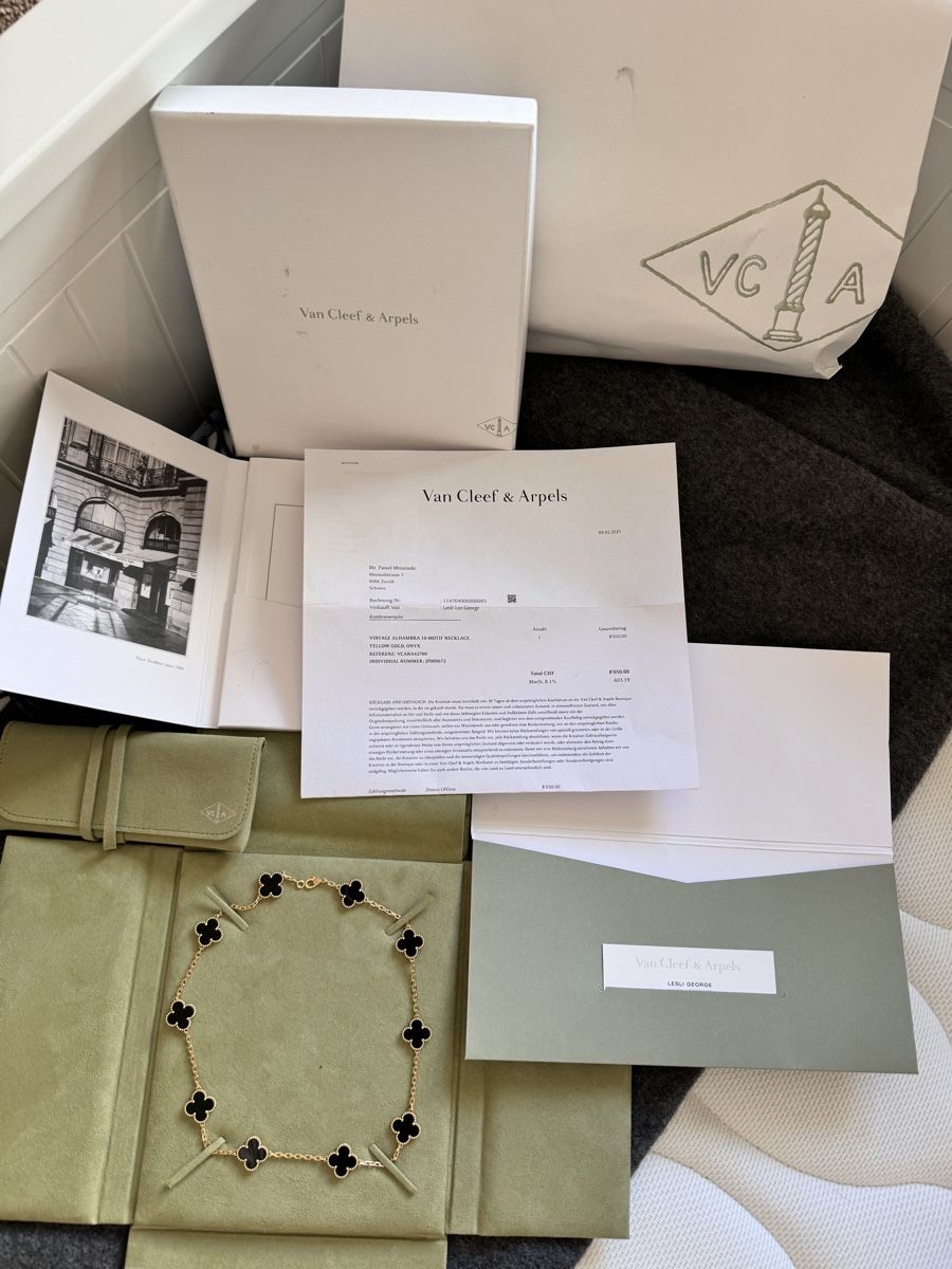 Van Cleef & Arpels Alhambra Necklace, Rose Gold, Onyx. (Neu (gemäss ...