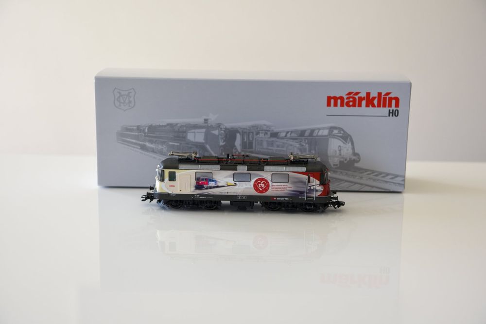 Märklin 37875 SBB Re 420 "175 Jahre Schweizer Bahnen" (Neu und originalverpackt) in Mönchaltorf ...